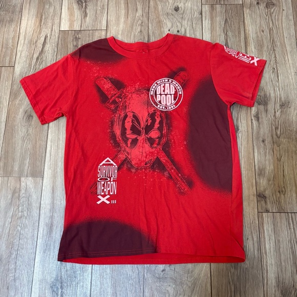 Marvel | Shirts | Deadpool Tee Xl Y2k Grunge Graphic Marvel Shirt ...